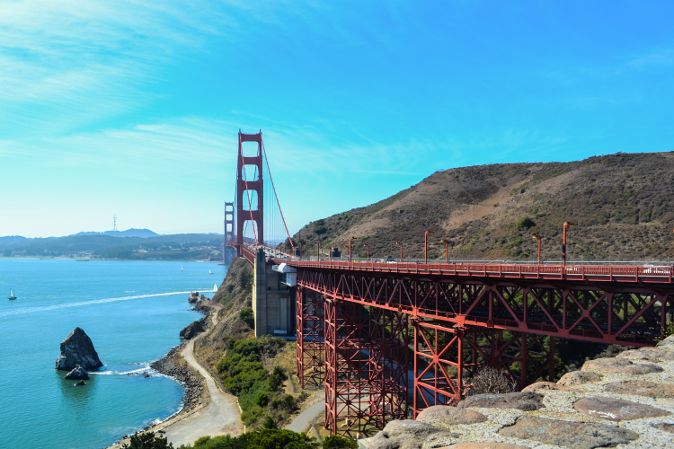 golden gate bridge vista point • A Passion and A Passport