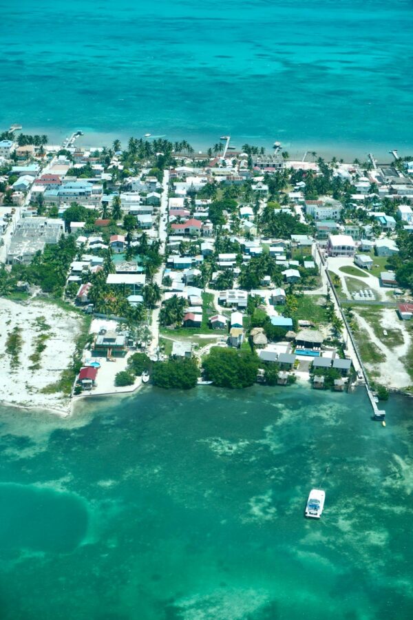 A Scenic Blue Hole Tour in Belize: Everything You Need to Know